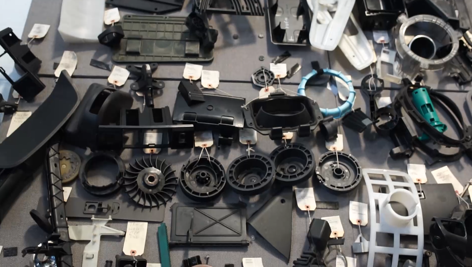 Plastic Injection Mold Classifications Explained