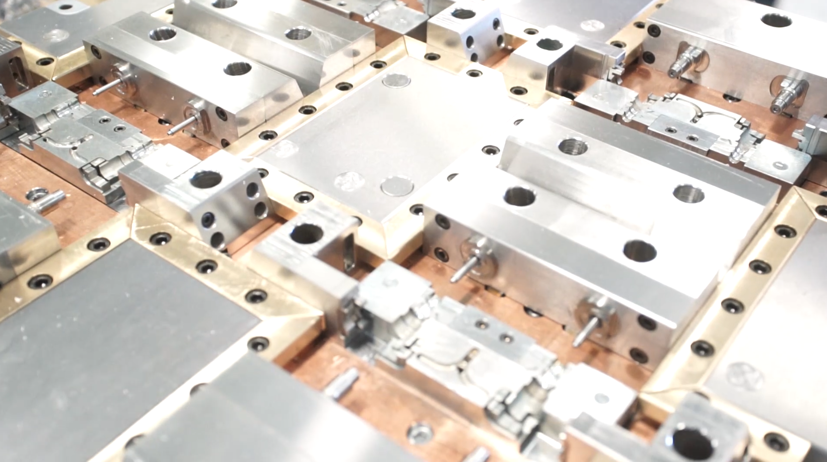 What Is Custom Plastic Injection Mold Prototyping?